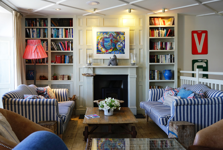 Timeless Sofa Styles and How to Decorate with Them - Home Network