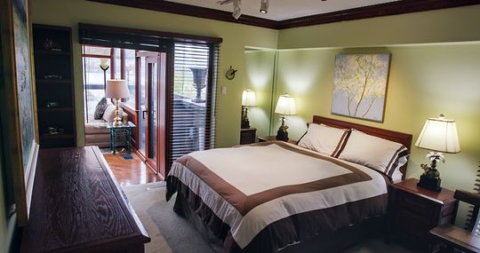 See Inside the Spectacular Canadian Landmark: Habitat 67 - Home Network