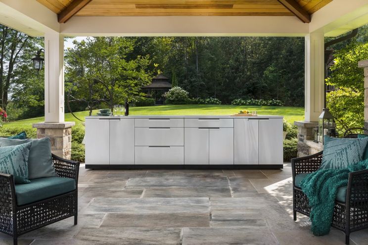 10 Outdoor Kitchens That Will Blow You Away - Home Network