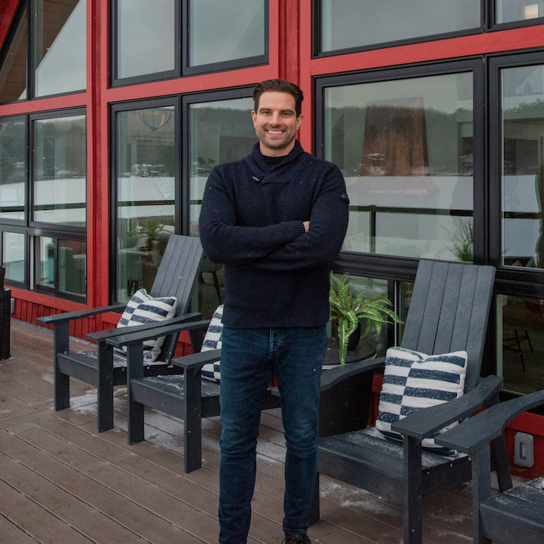 Scott Transforms a Magical Algonquin Lakes Boathouse | Home Network