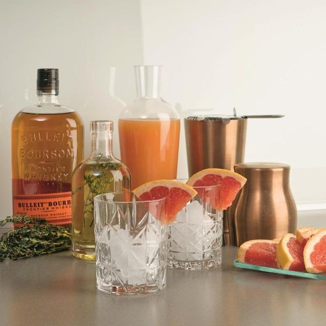 How to Build a Self-Serve Bar for Your Friends and Family