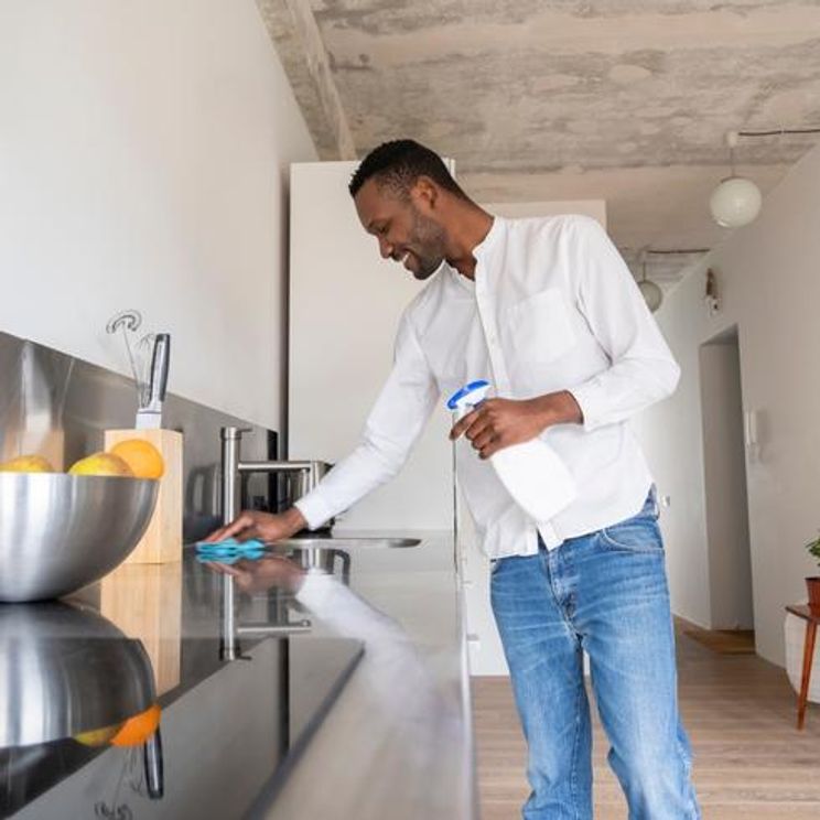 10-Minute Cleaning Routines: How to Clean a House Fast