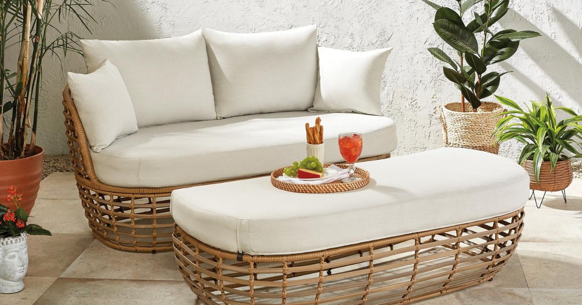 The Best Walmart Outdoor Furniture and Decor Finds in Canada