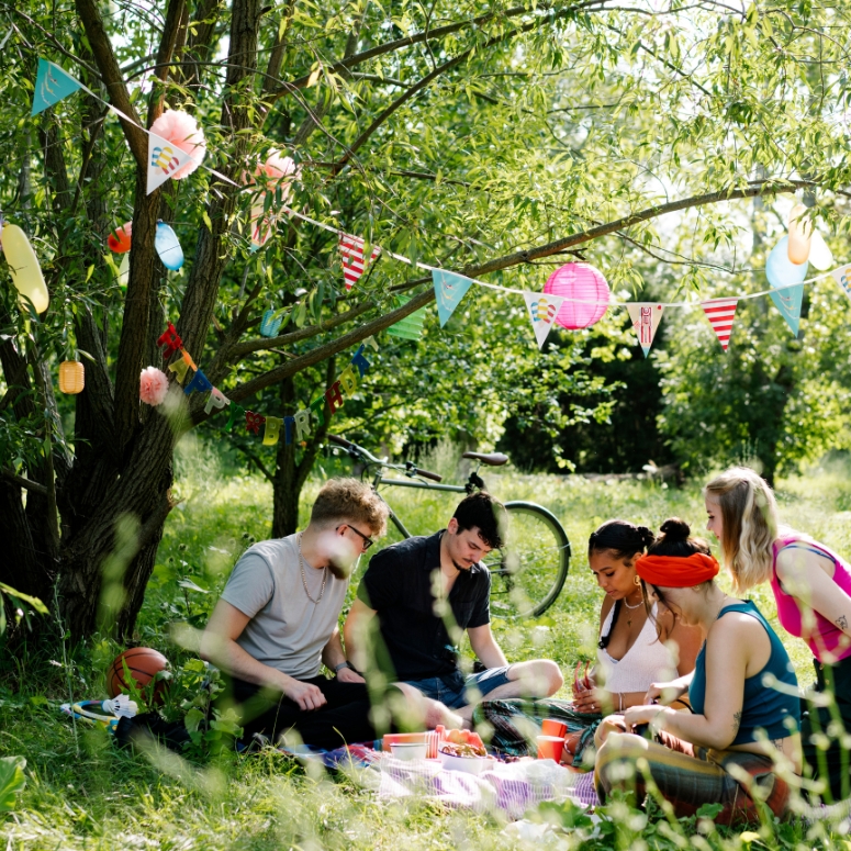 Best Picnic Spots Across Canada for the Perfect Summer Weekend - Home Network